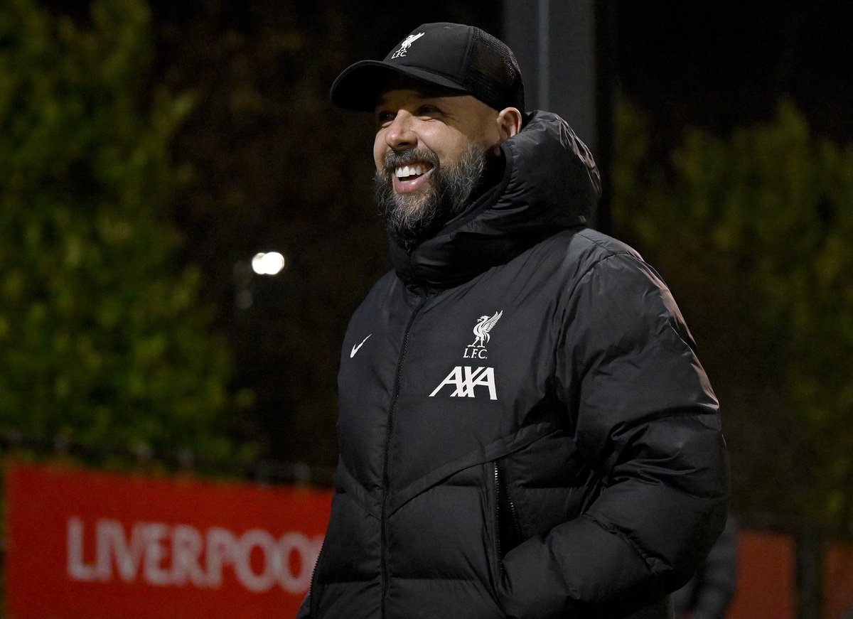 Liverpools U21-trener er full av lovord om McConnell, og håper på ny ...