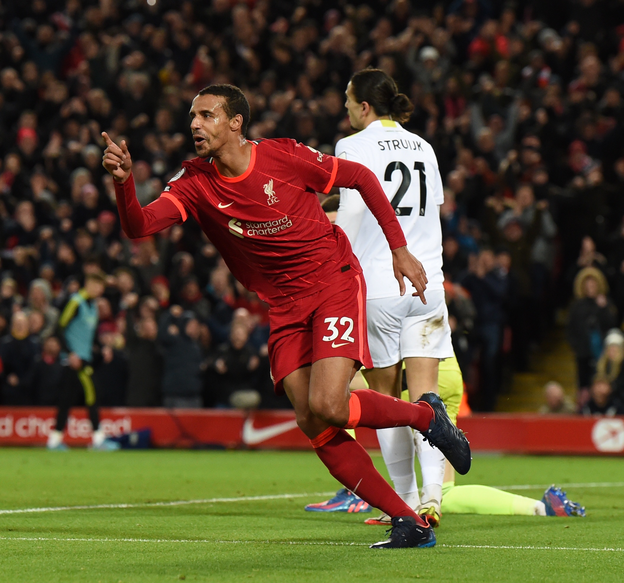 Endelig ble Matip belønnet etter et av sine mange raid | Arkiv