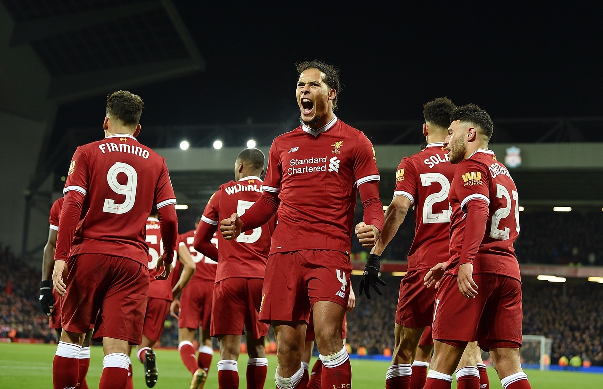 Historien bak Virgil van Dijk-sangen: «He’s our centre-half, he’s our ...