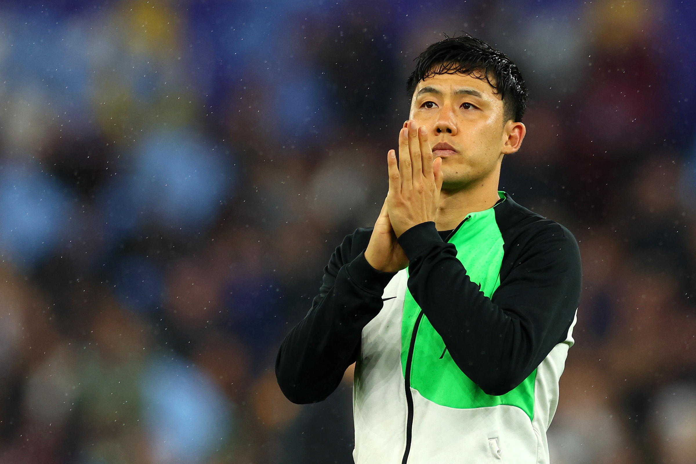 Liverpool mister ikke Mohamed Salah eller Wataru Endo til OL | Arkiv