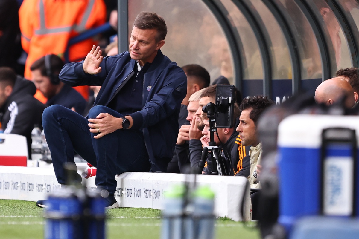 Jeg har tre kamper på å redde jobben min | Arkiv