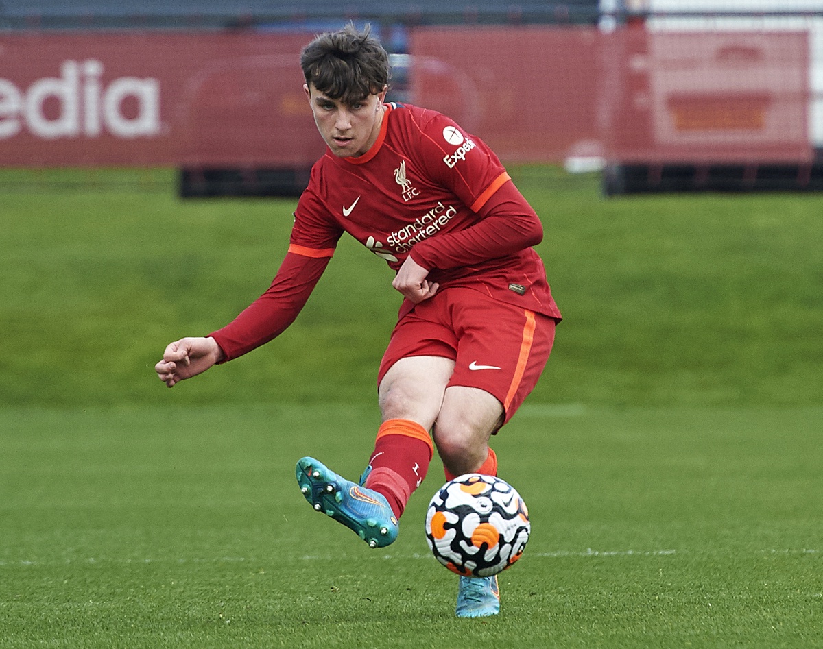 Josh Davidson signerer proffkontrakt | Arkiv