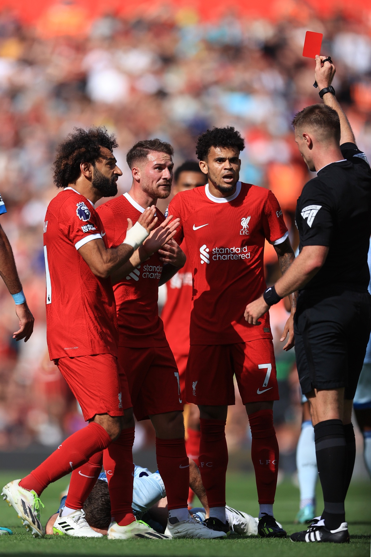 99 kort på 19 kamper | Liverpool FC Supporters Club Norway