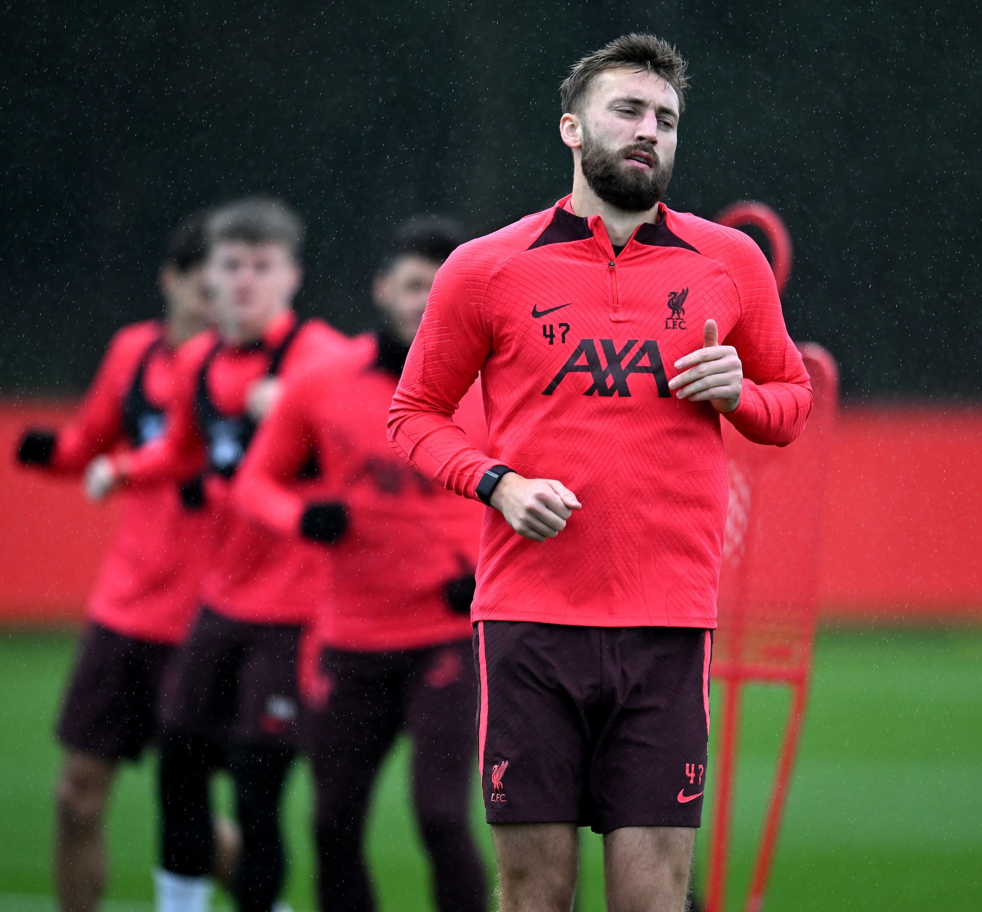 Skaden til Virgil van Dijk får konsekvenser for Nat Phillips | Arkiv