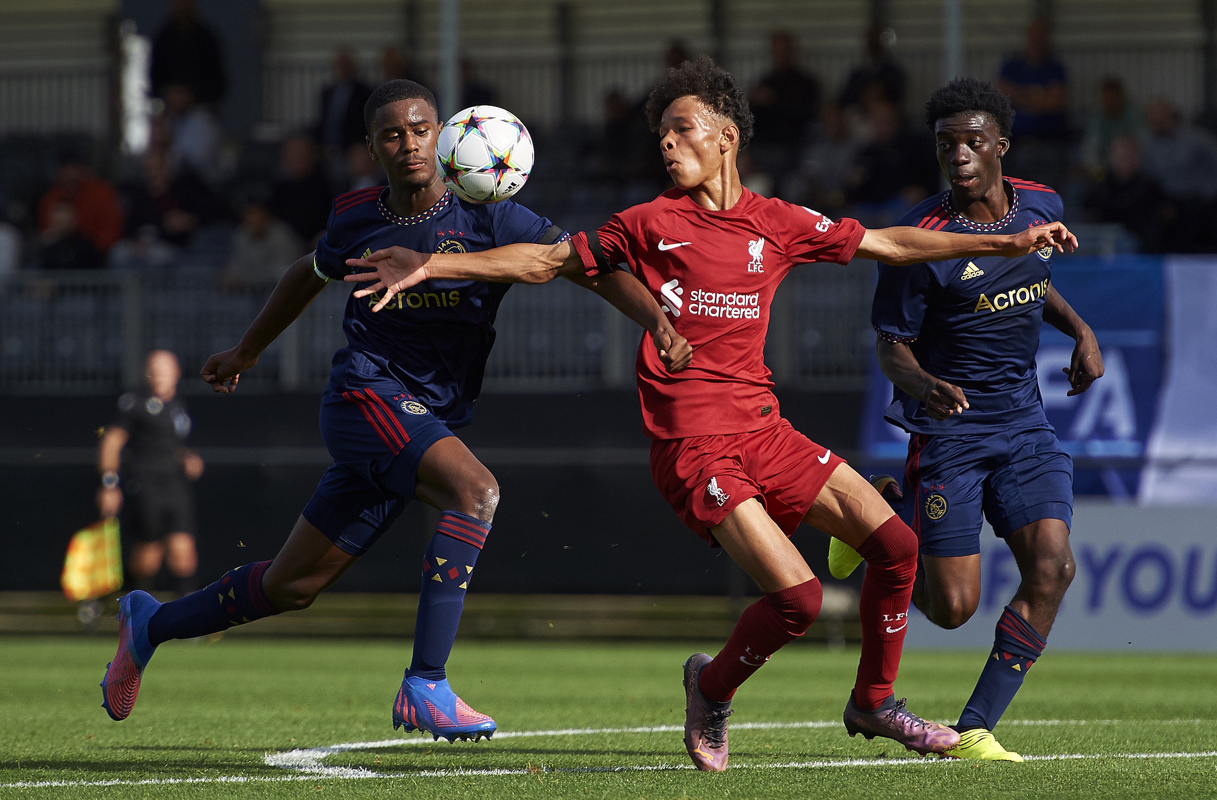 Et tidlig rødt kort holdt på å sende Liverpool ut – men så dukket Kone ...