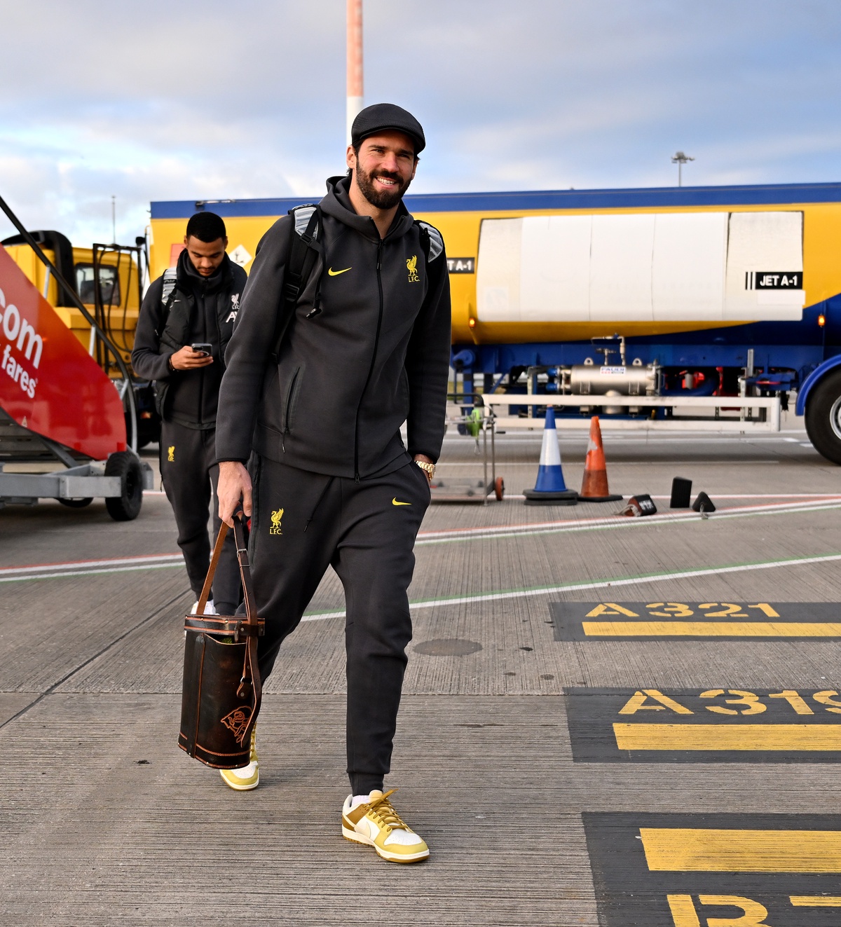 Alisson er med i troppen! | Arkiv