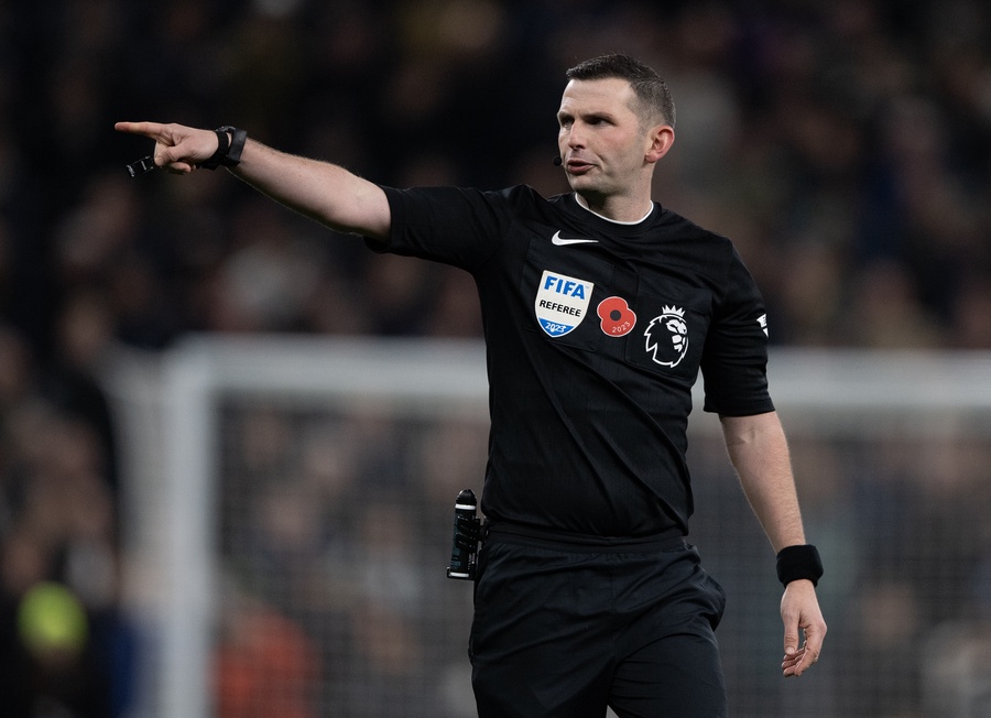 Valget av søndagens dommer er upopulært i begge leire | Arkiv