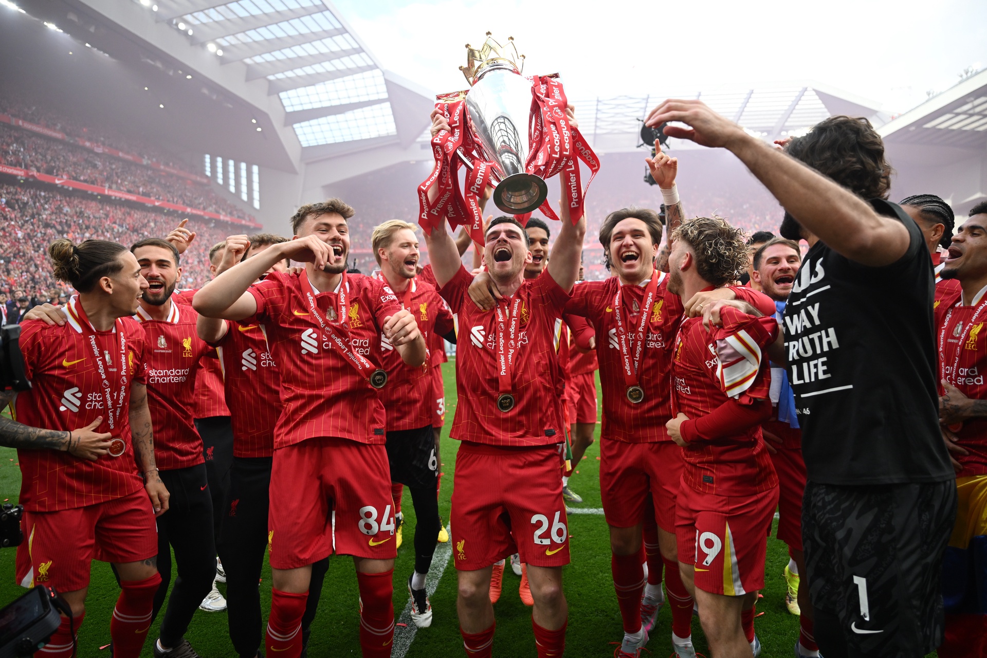 De italienske seriemesterne er ute etter Liverpool-duo | Liverpool FC ...